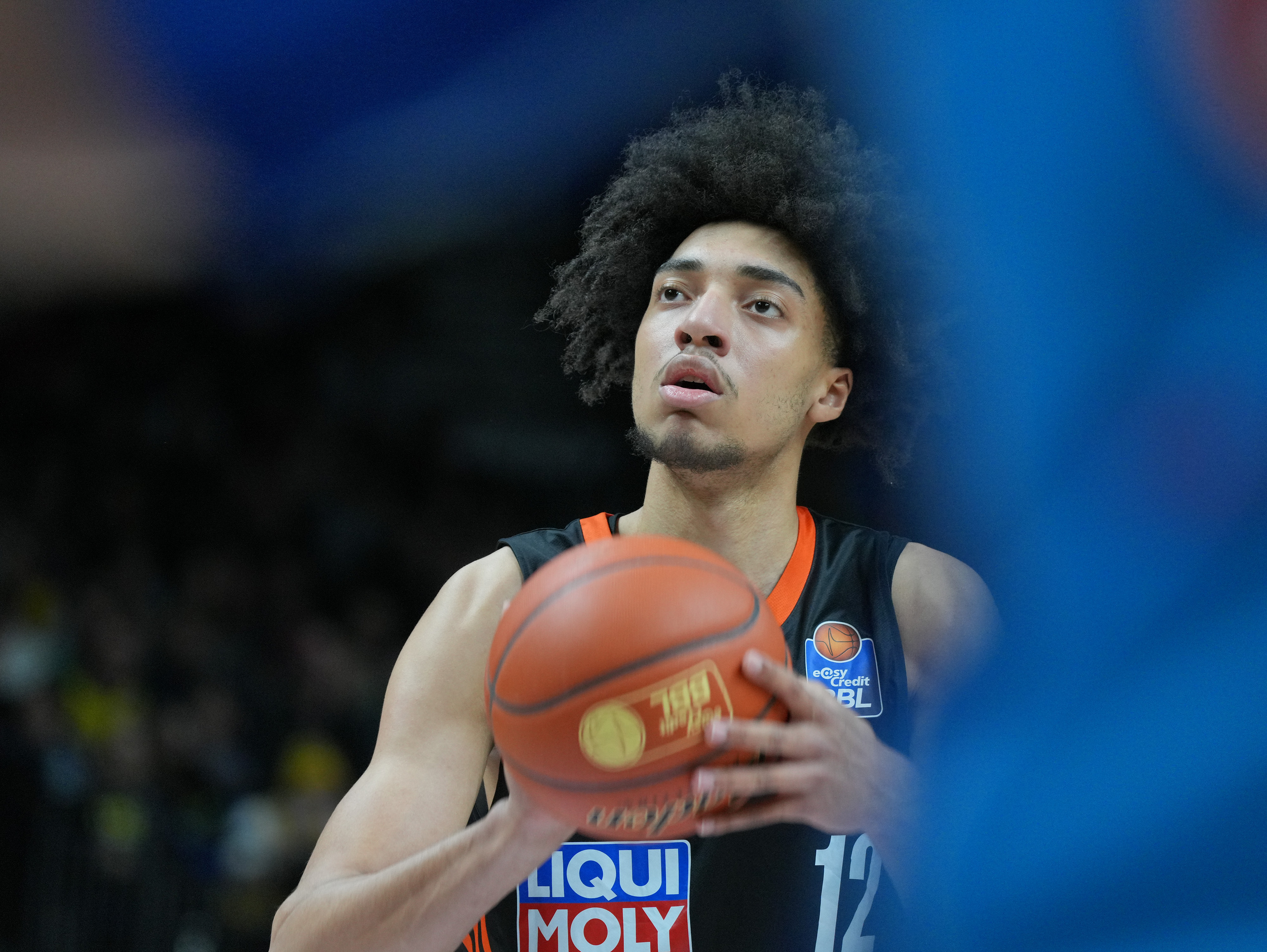 18-year-old French star to declare for NBA Draft