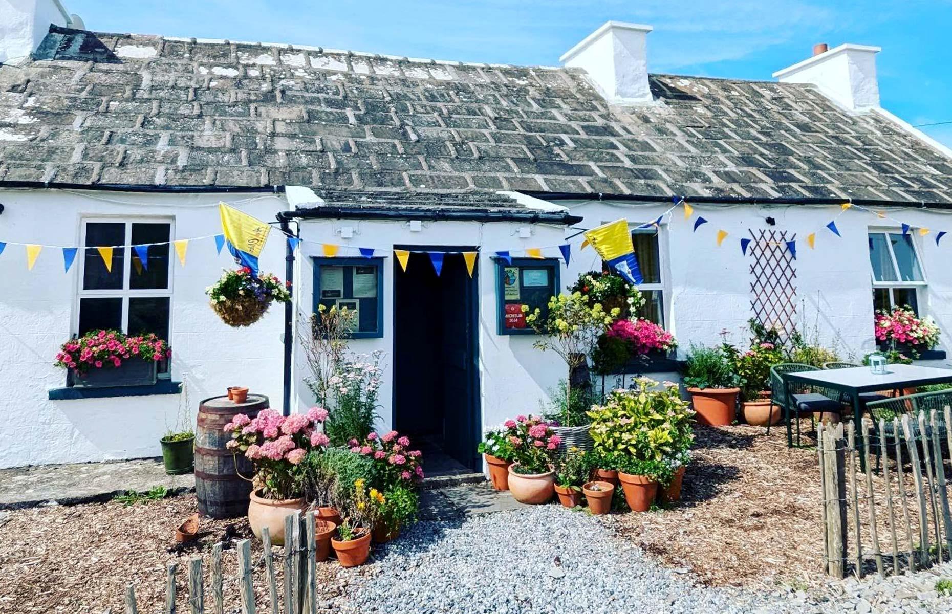 The World's Tiniest Restaurants Offering Anything But Small Experiences