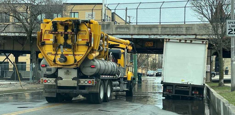 Milwaukee residents battle flash floods as heavy rain hits neighborhoods