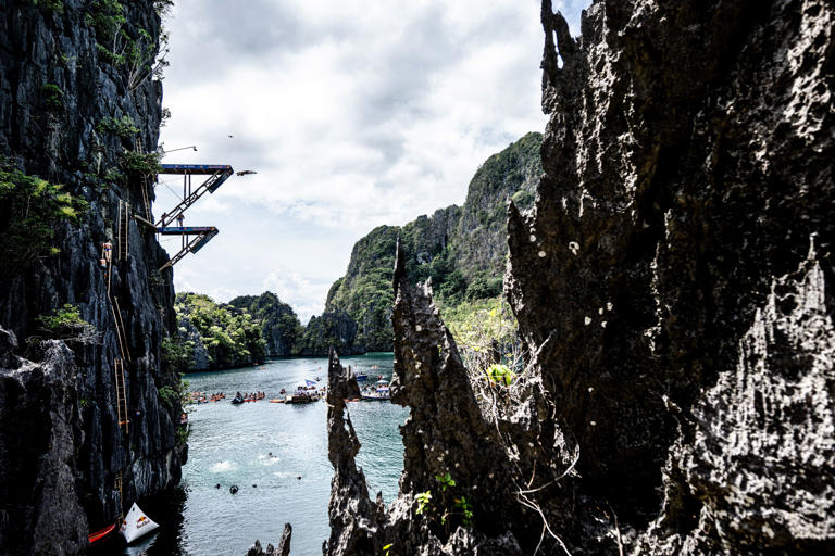 For world's best cliff divers, El Nido is 'paradise'