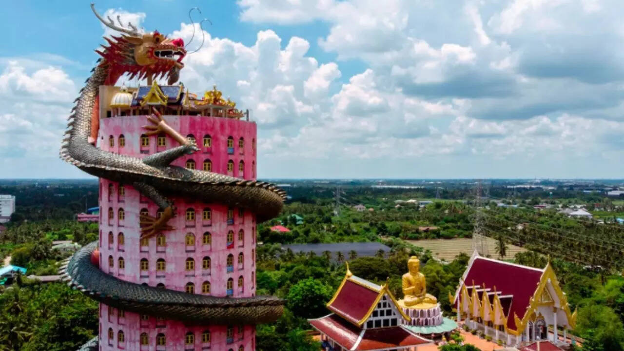 Top 5 animal-shaped buildings around the world