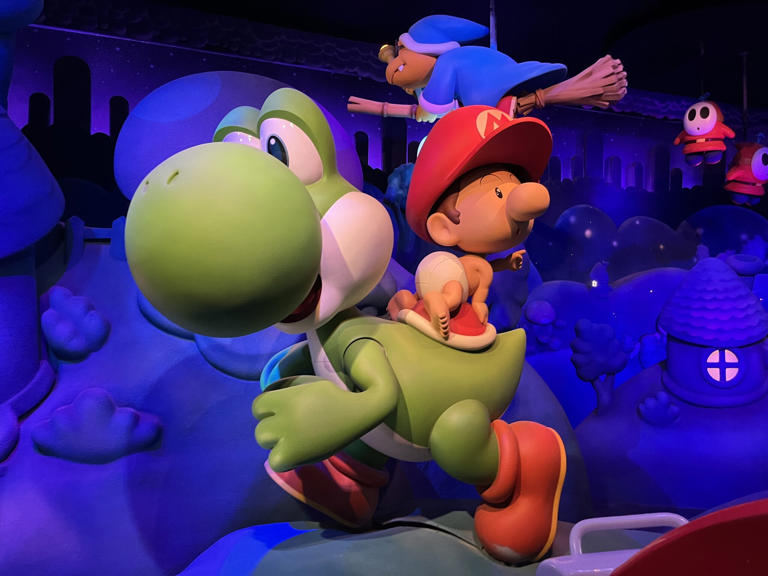 PHOTOS, VIDEO: Yoshi's Adventure POV at Super Nintendo World in Epic ...