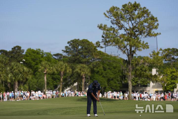 김시우, RBC 헤리티지 2R 공동 2위 도약…"운도 따랐다"(종합)