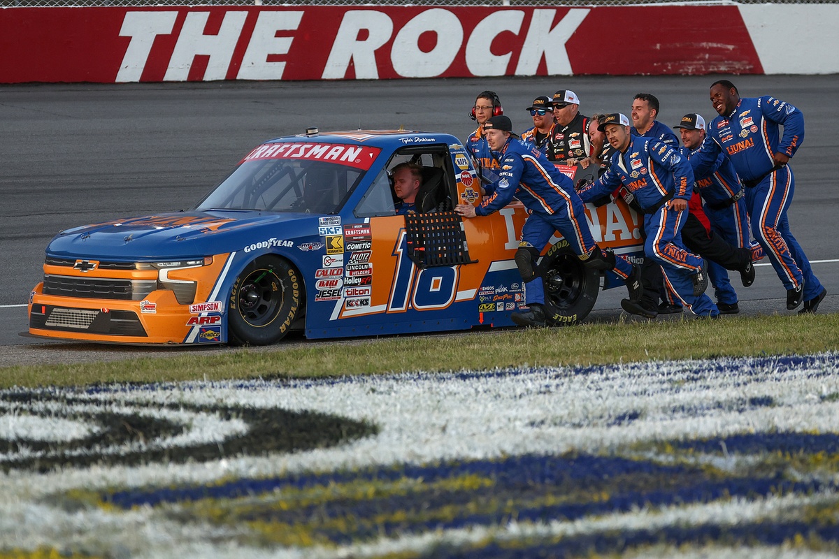 130 races later, Tyler Ankrum snaps winless streak in Rockingham Truck race