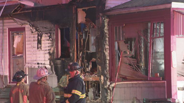 Natural gas leak ignites Buffalo house fire