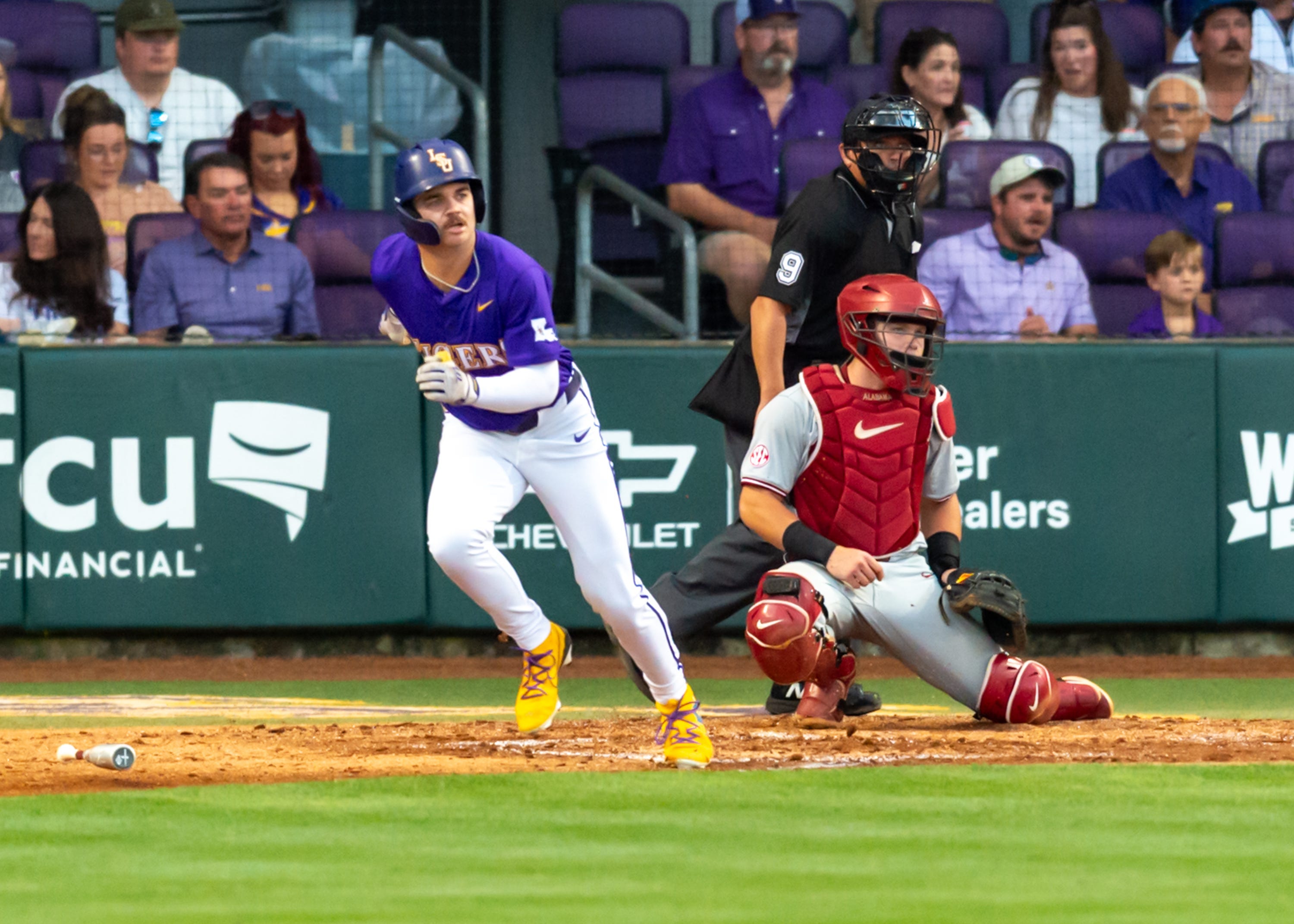 When does LSU baseball's Baton Rouge Regional start?