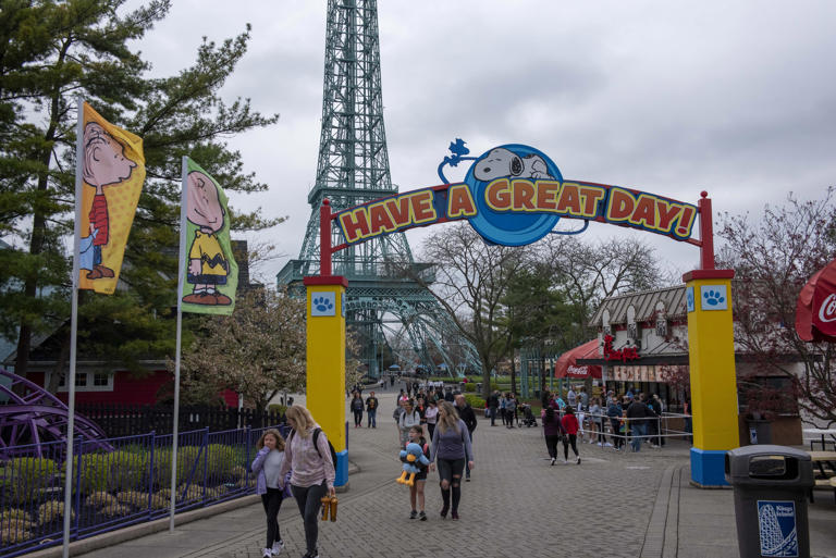 Signs point to Six Flags parks sale. Are Cedar Point, Kings Island safe?