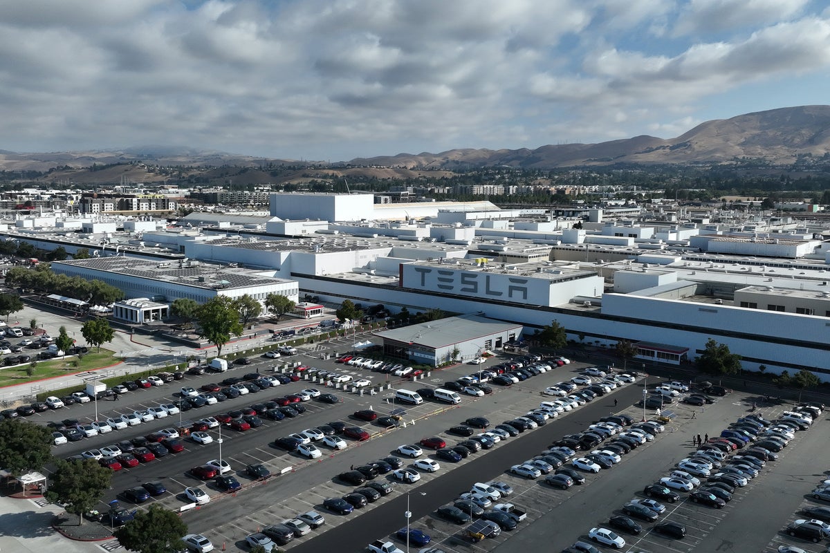 Musk’s Tesla settles lawsuit with Black worker who claimed employees ...