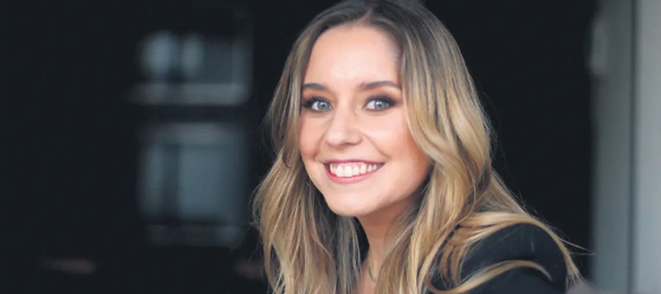 Fernanda Cornejo, hija de Karen Doggenweiler, se toma la televisión ...