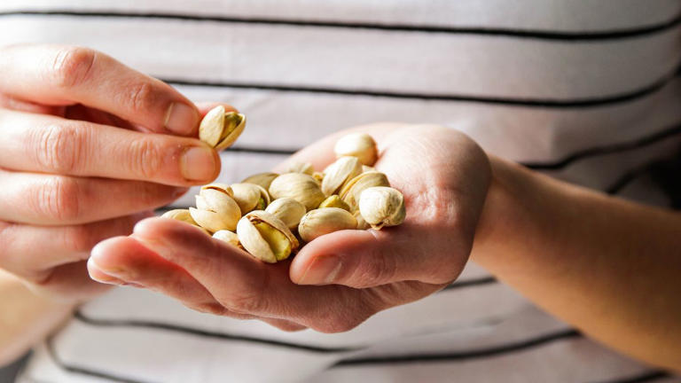 5 Best Nuts for Weight Loss-Crush Cravings & Boost Fat Burn