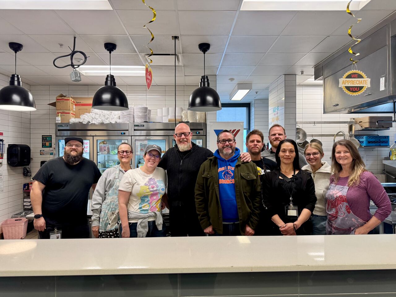 Man with terminal cancer aims to spend his remaining time volunteering ...