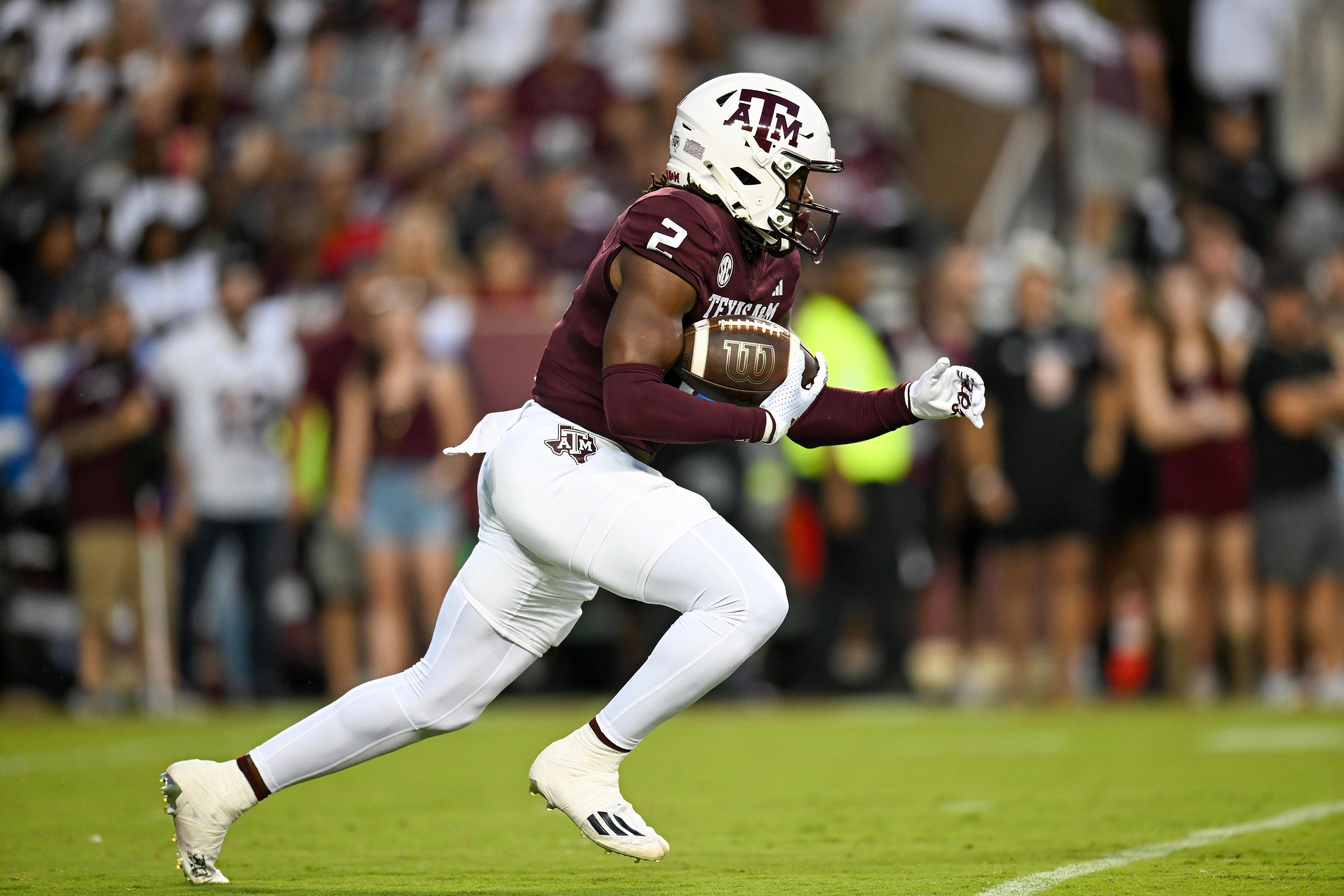 5 players to watch during the 2025 Maroon & White Spring game