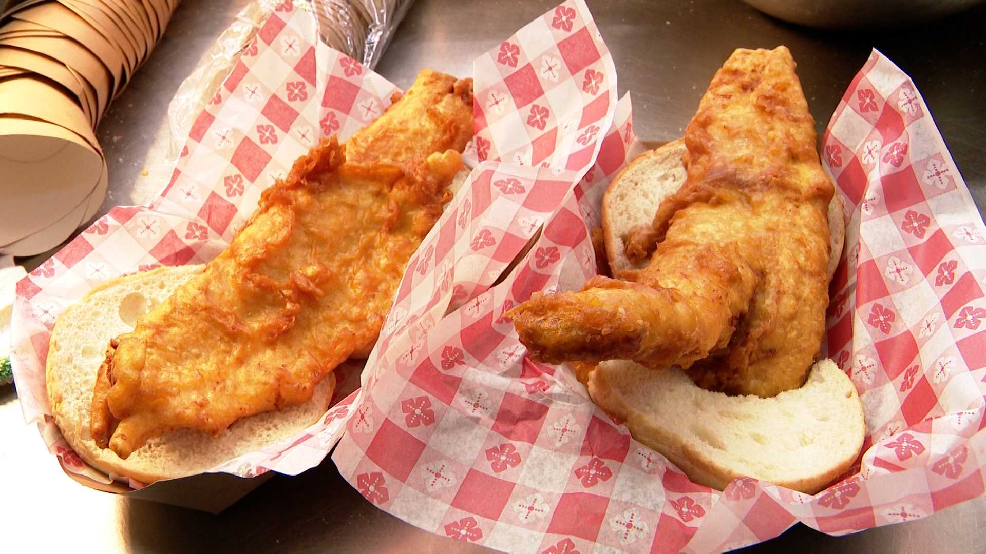 Fish fry lovers turn out for the final fish fry event during Lent