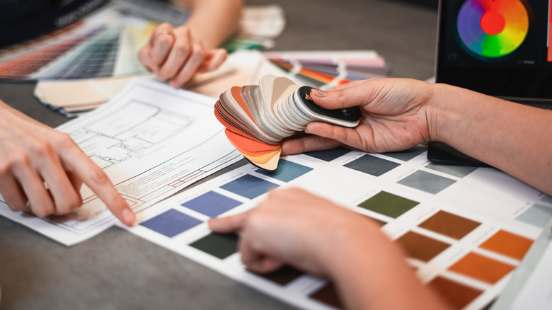 How To Create A Color Palette For Trendy Persimmon