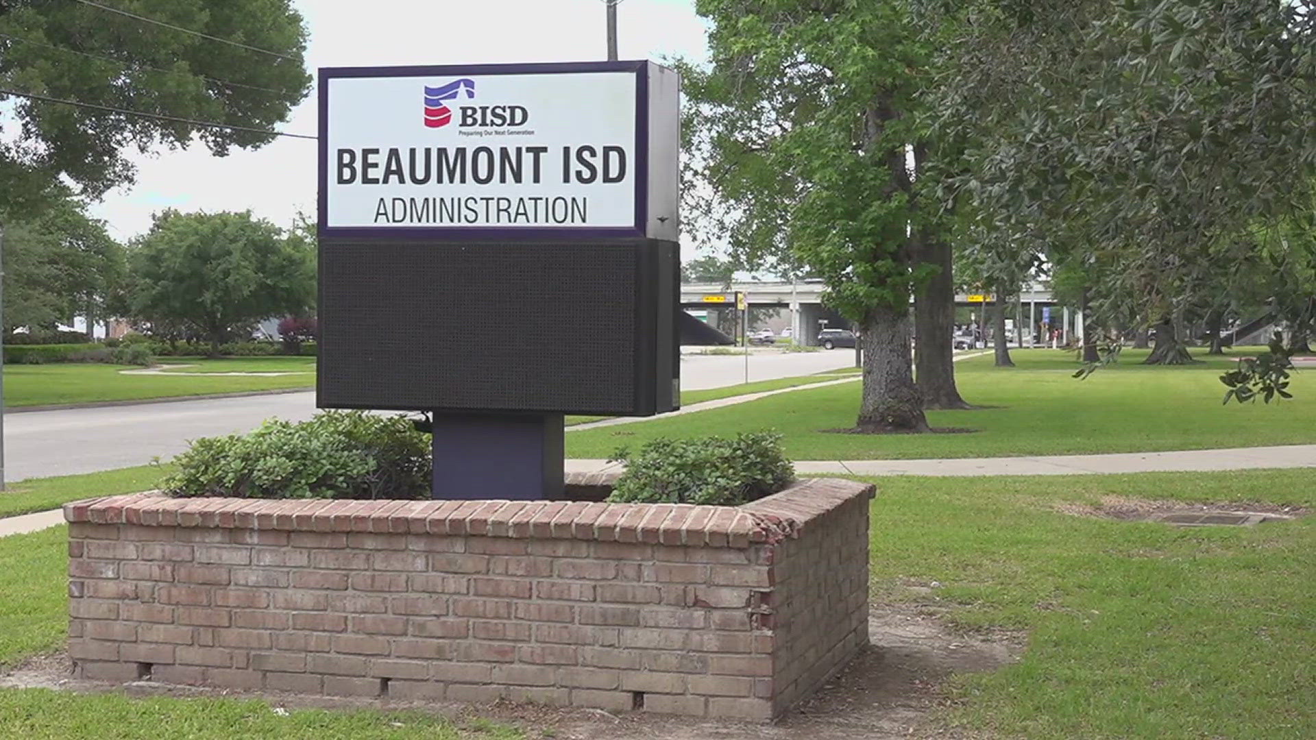 Beaumont ISD continues recruitment for campuses, considers ...