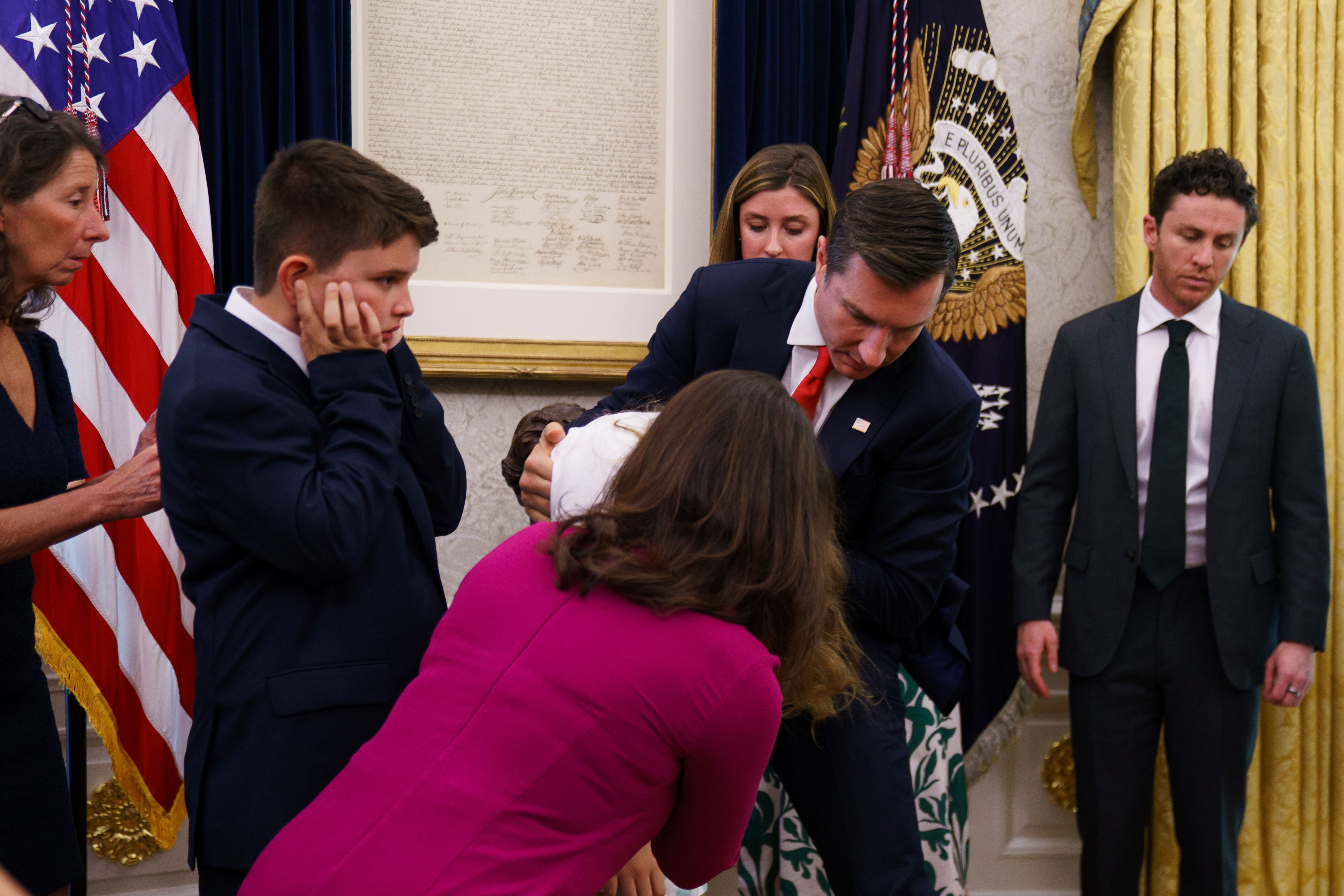 Dr. Oz’s 11-year-old granddaughter faints during Trump speech in ...