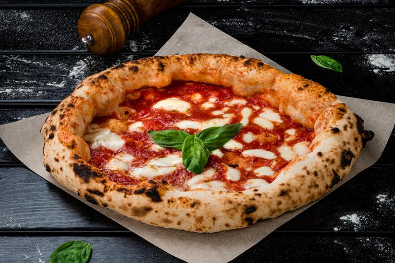 Pizza maison : recette facile et astuces de pro pour réussir