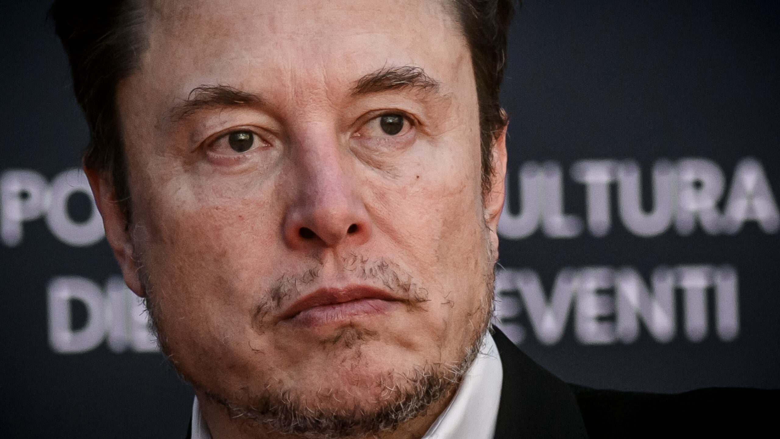 Elon Musk Weighs In On Ashley St. Clair Drama & People Are Pretty Confused