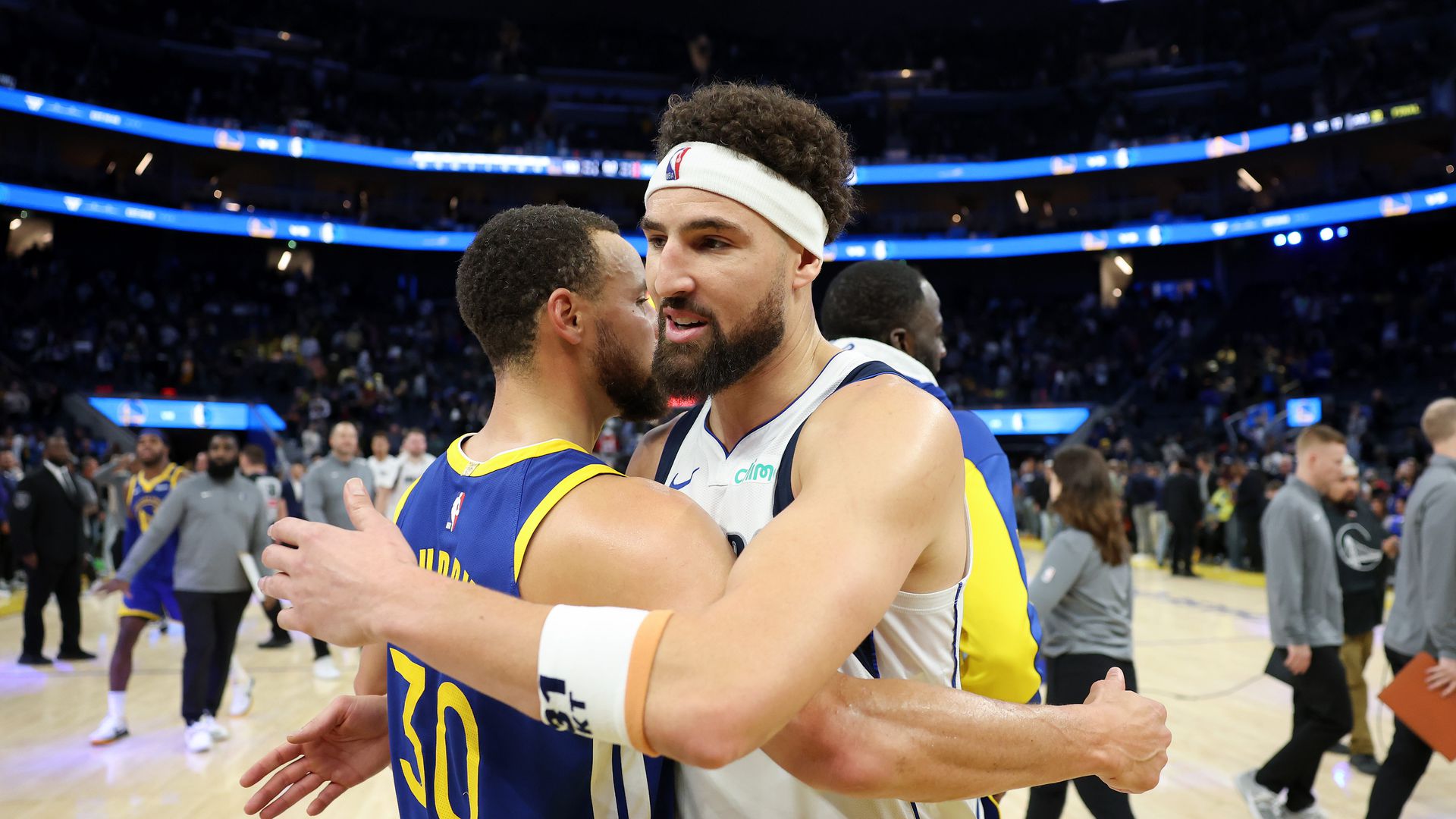 Warriors, ex-Dub Klay Thompson can tag team to eliminate Grizzlies