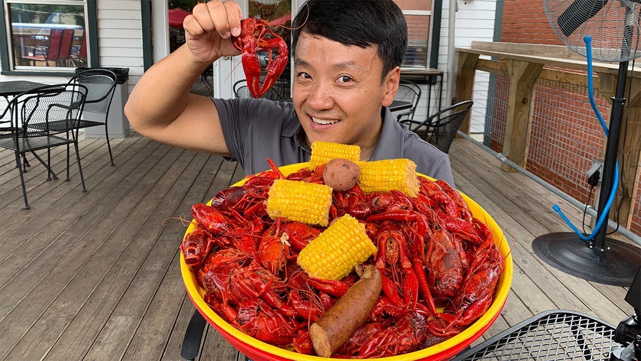 Eating 5 Pounds of Crawfish in New Orleans’ MOST AUTHENTIC Spot