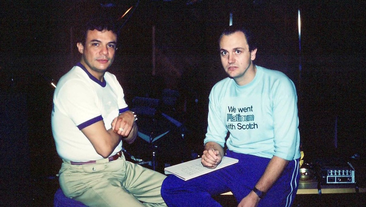 Rafael Pérez Botija. “La interpretación de José José a 'Me vas a echar ...