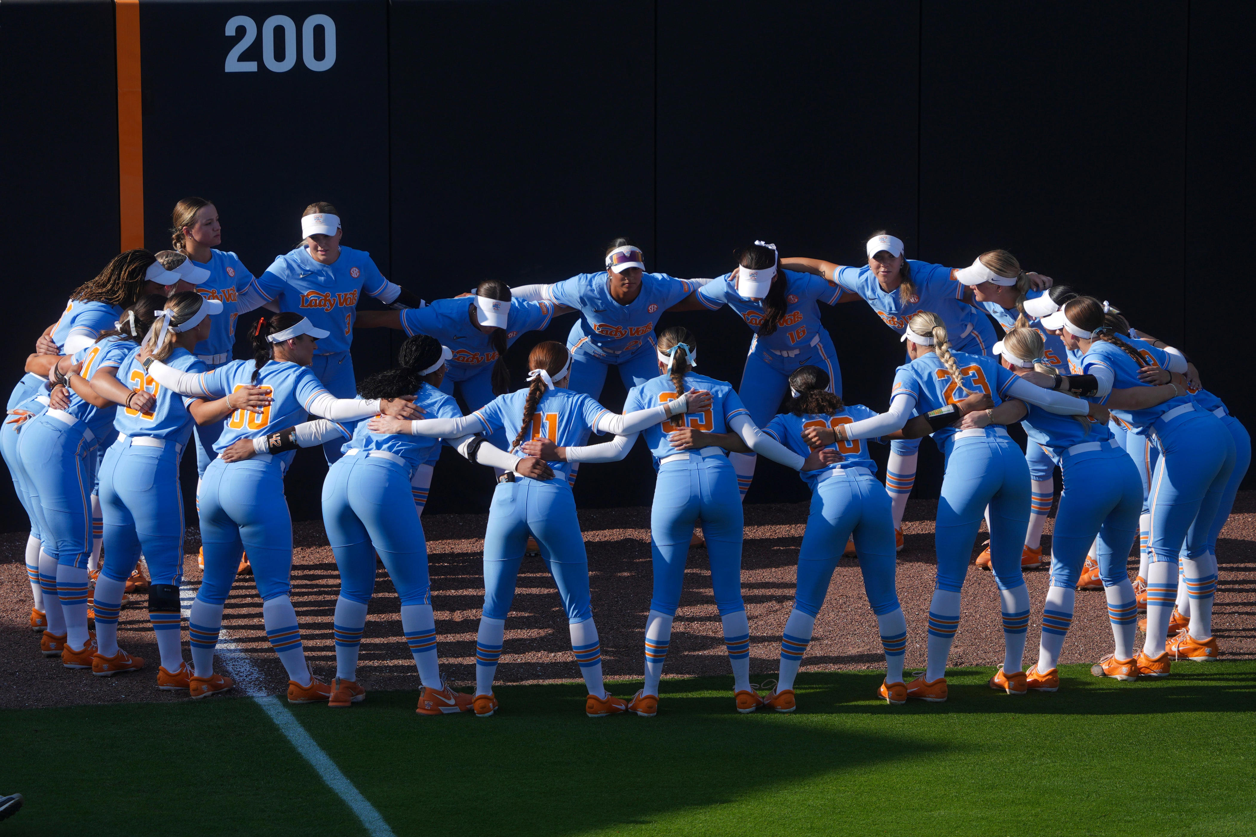 Alannah Leach, Gabby Leach hit home runs for Lady Vols against LSU