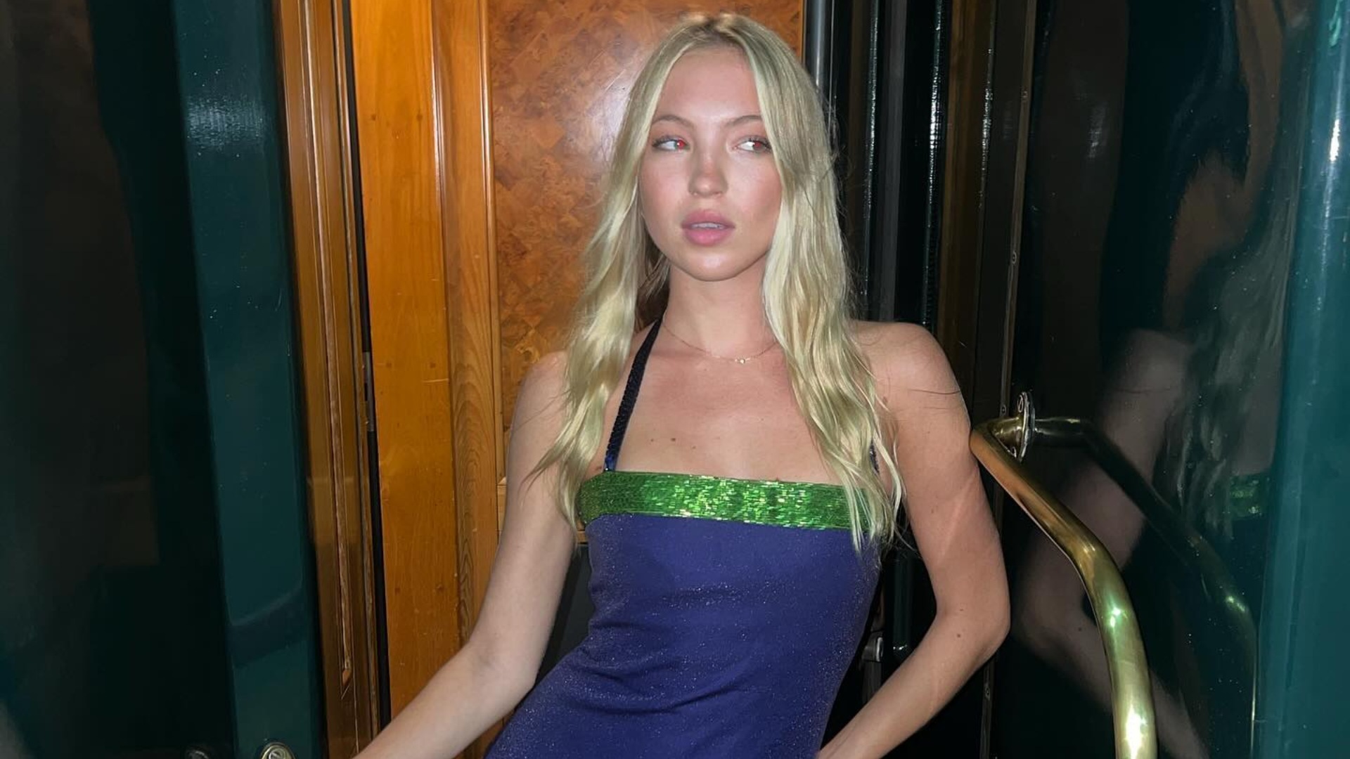 This model proudly displays her insulin pump