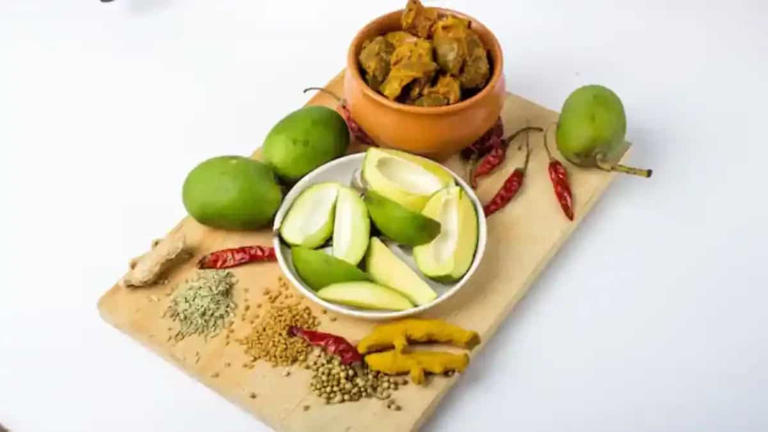 Making Achaar? Try These Safe Preservatives For Homemade Pickles