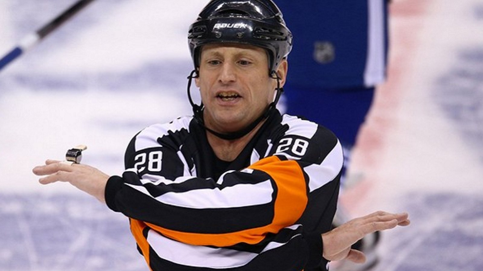 NHL removes two of the “worst” referees from Stanley Cup playoffs.