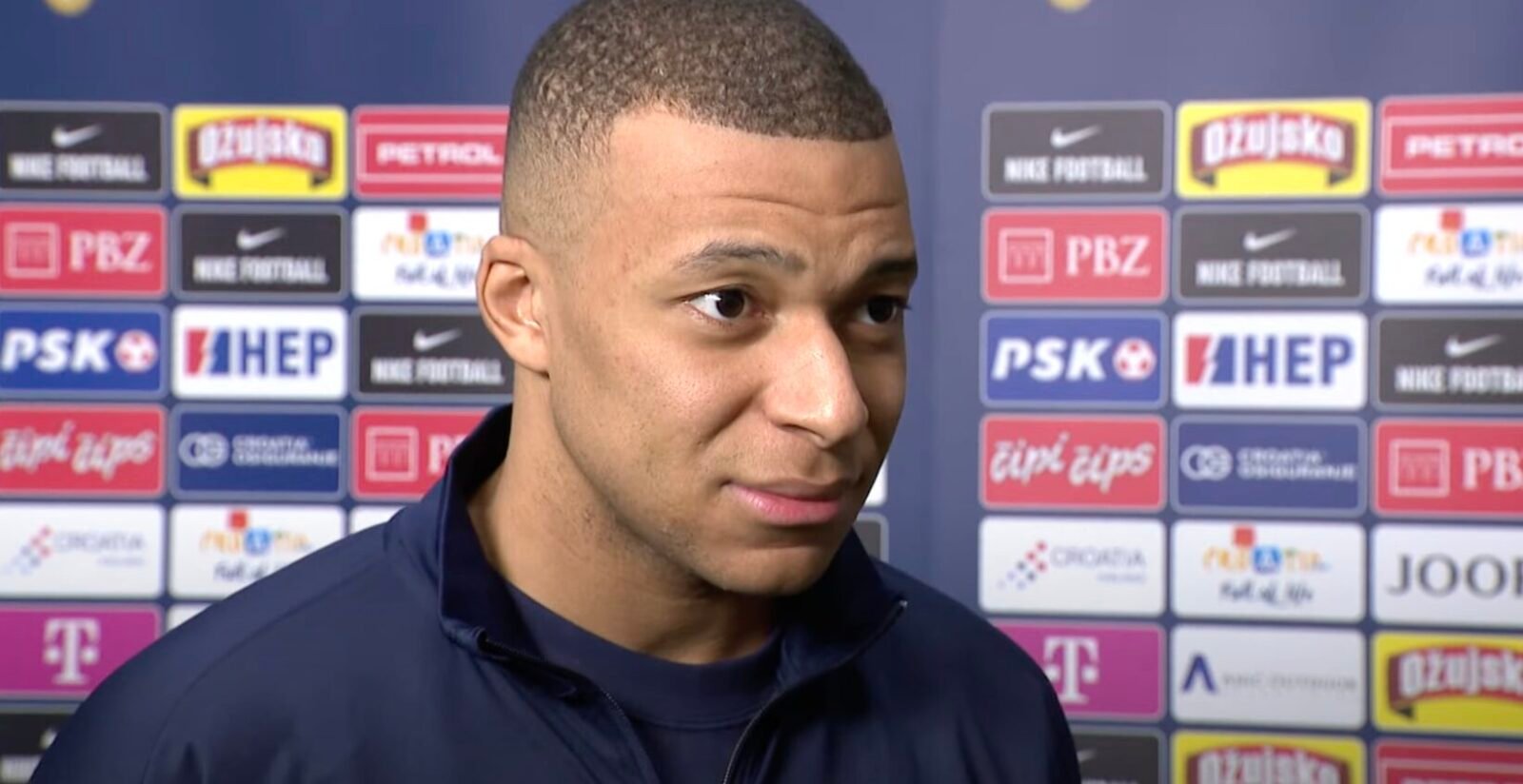 EN IMAGES. Mbappé GOAT du PSG, Kylian provoque Paris