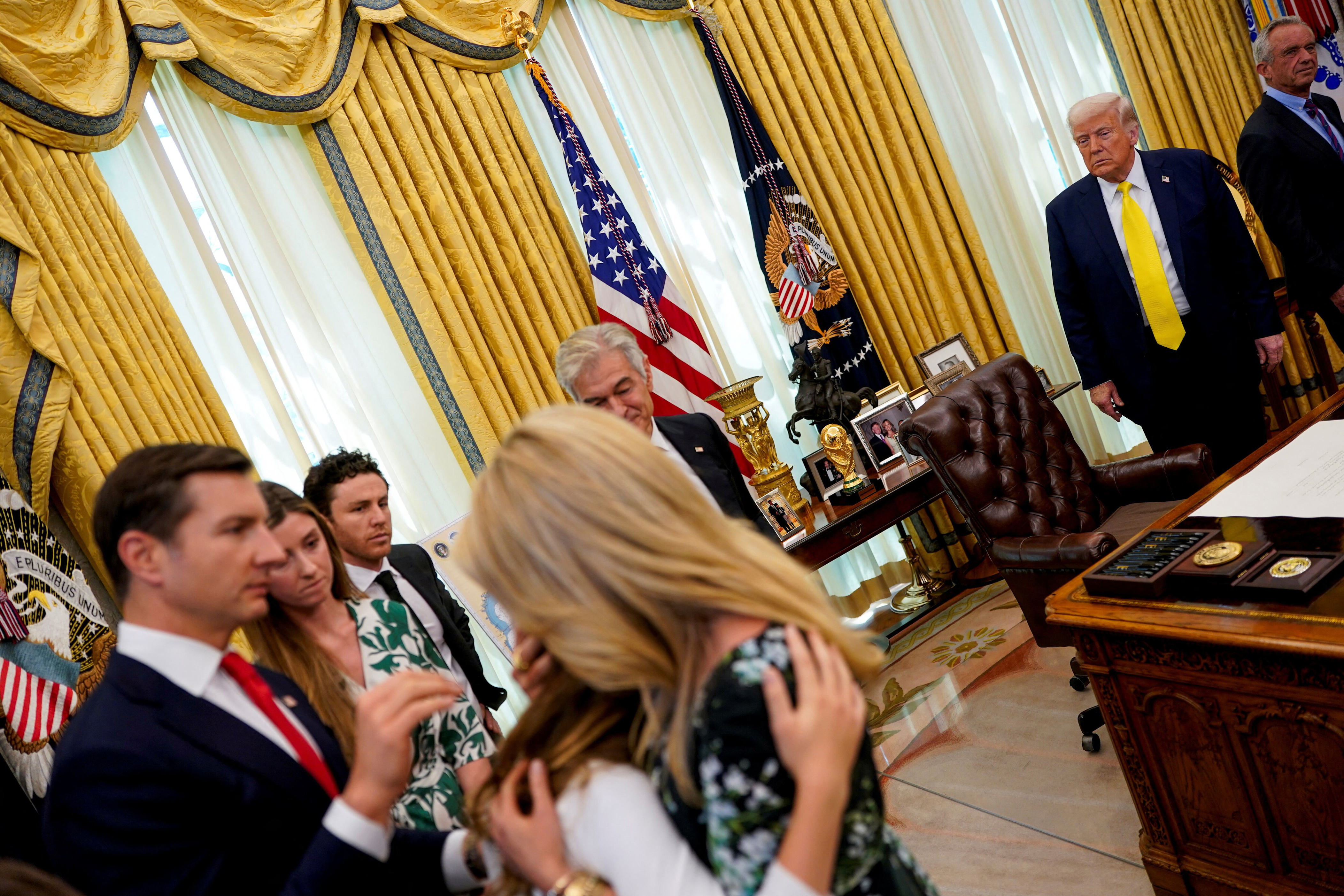 Feeling Faint: Dr. Oz’s Granddaughter, 11, Passes Out During His ...