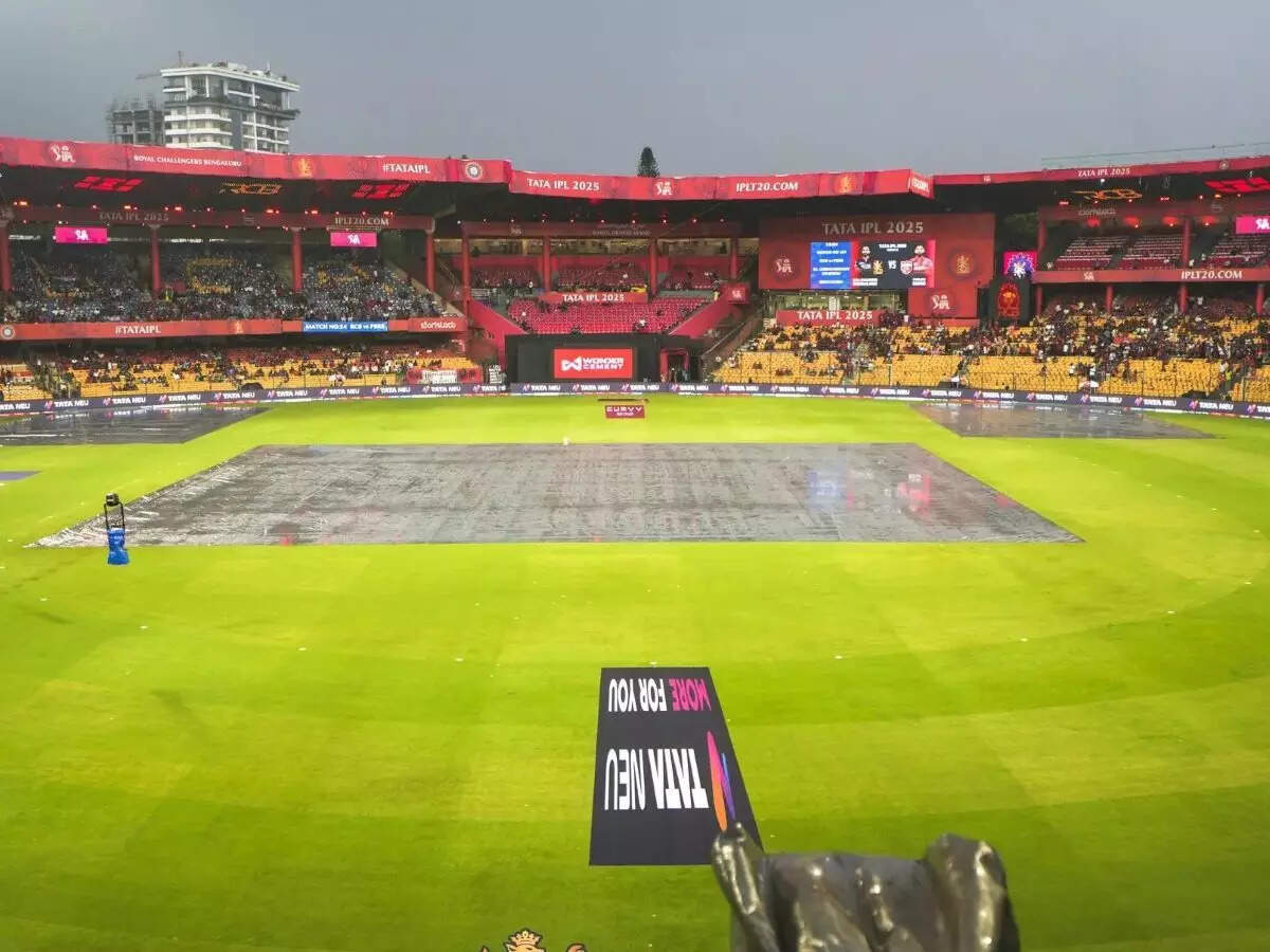 GT vs DC: Narendra Modi Stadium pitch and Ahmedabad weather report