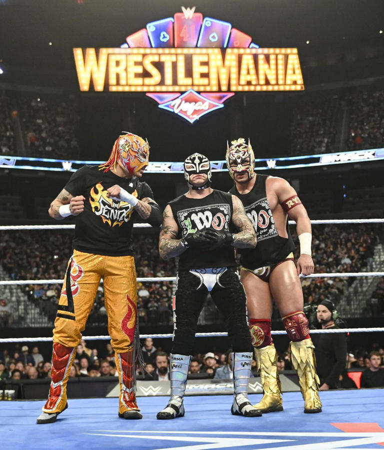 WWE star Rey Mysterio suffers injury with WrestleMania match in doubt