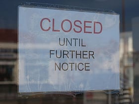 Egypt shuts down over 100 B.Laban branches