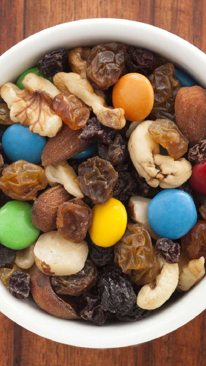 7 Benefits Of Eating Trail Mix On An Empty Stomach In The Morning