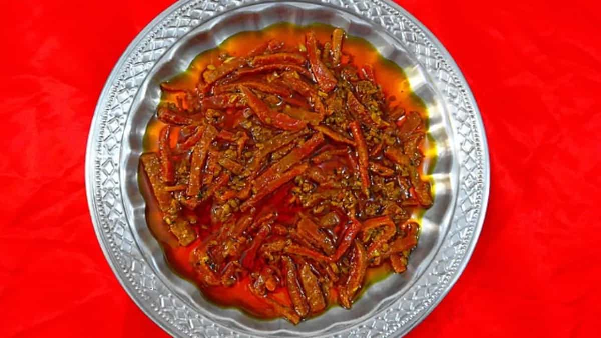 Making Achaar? Try These Safe Preservatives For Homemade Pickles