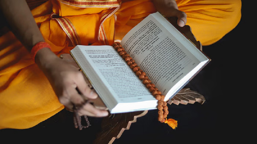 Geeta Wisdom: This One Verse Can Free You from Stress – Lord Krishna’s ...