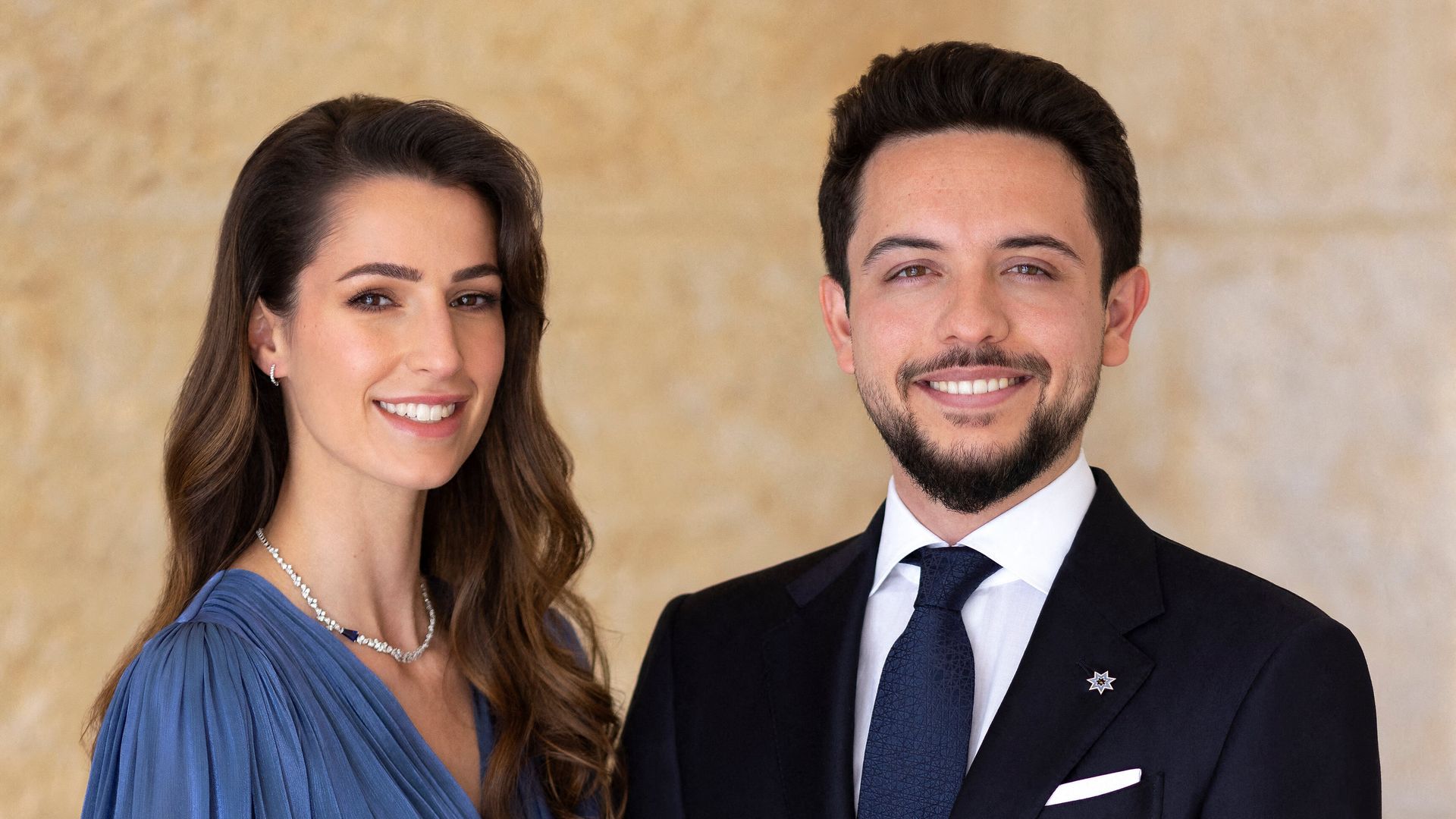 Princess Rajwa is a style goddess in fitted pair of jeans for romantic ...