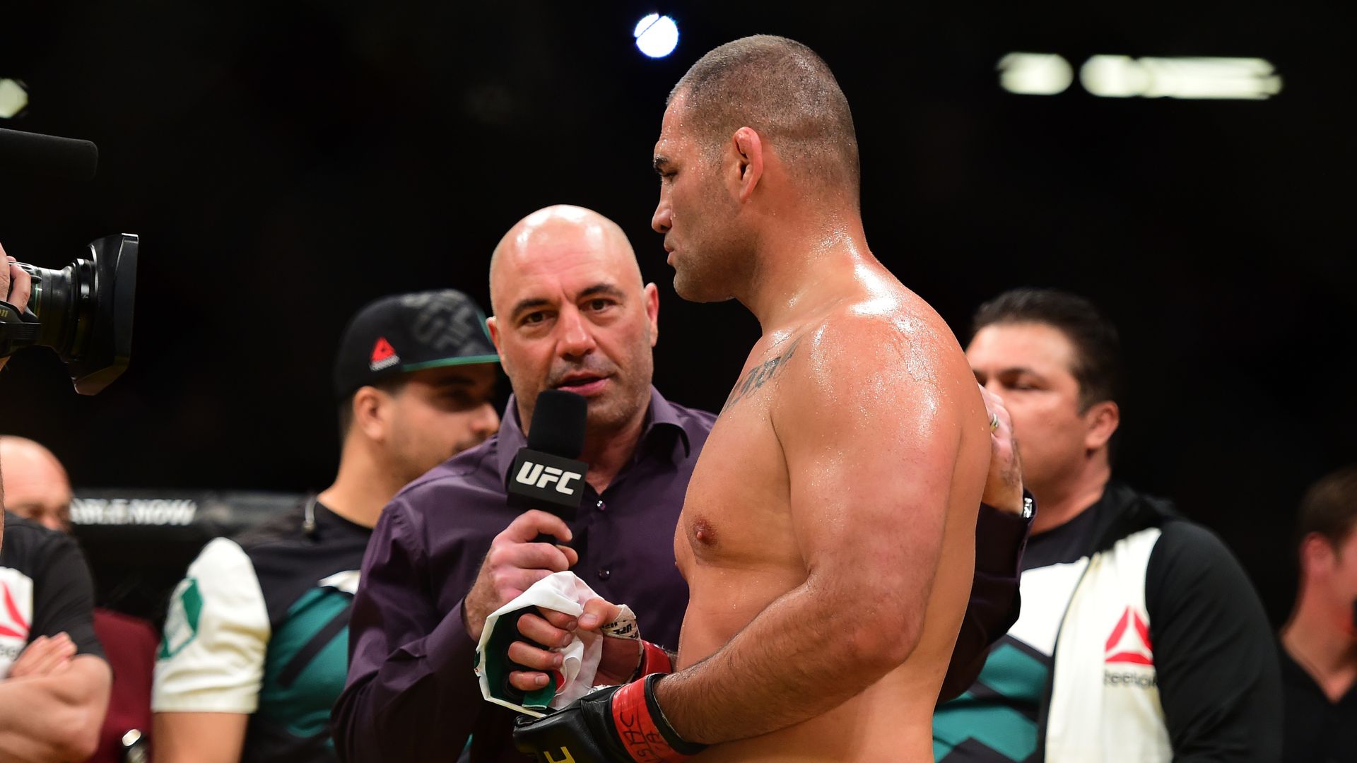 Joe Rogan reacts to Cain Velasquez’s 5-year prison sentence: ‘If there ...