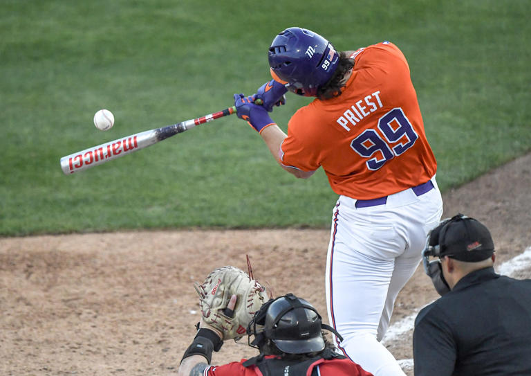 Where Clemson baseball players are playing summer ball in 2025