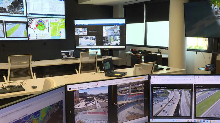 An eye in the sky: A look inside Knoxville police’s newest command center