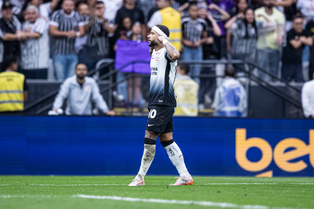 Herói do Corinthians comemora virada sobre o Sport e define momento da ...