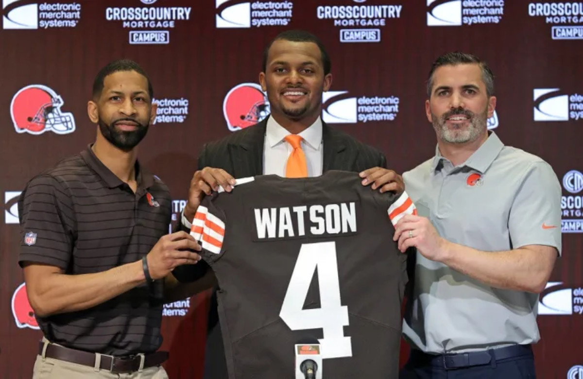 Browns GM Opens Up With Deshaun Watson Update on Future