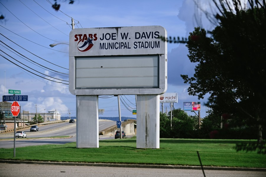 40 years since inaugural Huntsville Stars game at Joe Davis Stadium