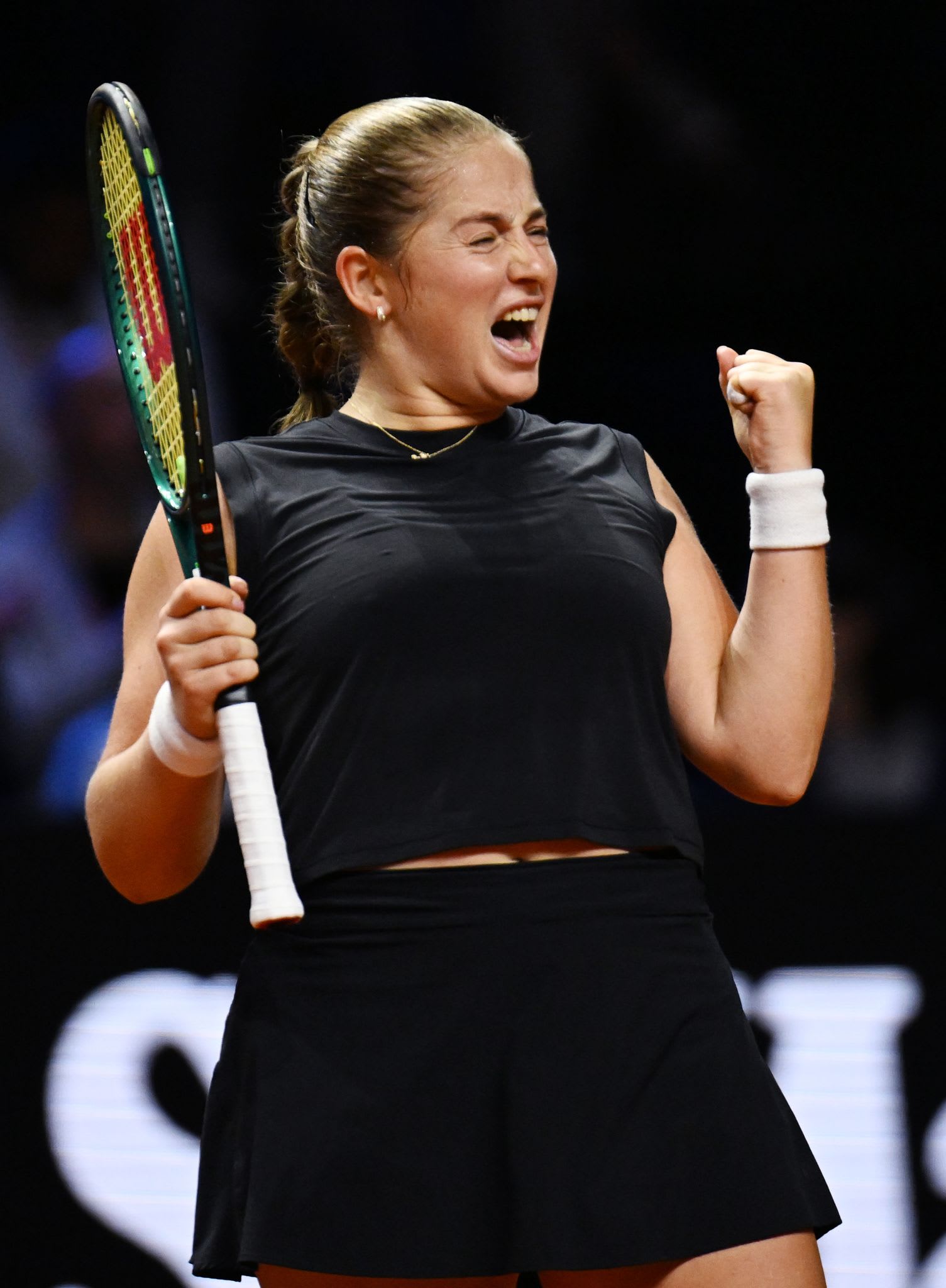 Ostapenko maintains 100% record against Swiatek with Stuttgart win
