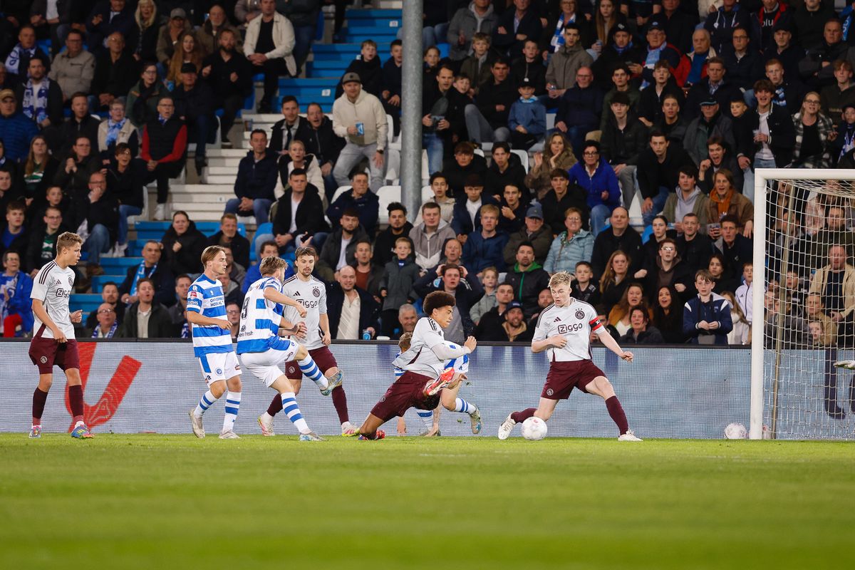 LIVE 21.00 uur | De Graafschap - Jong Ajax (2-0)
