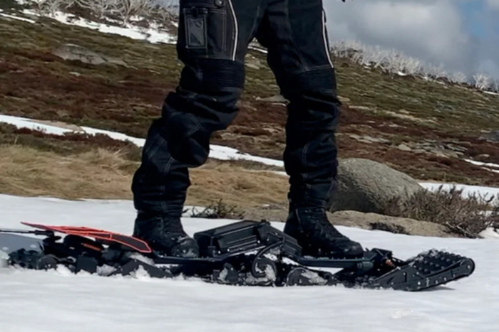 Watch: Off-Road ‘Skateboard’ Treads Over Sand, Snow, and Gravel