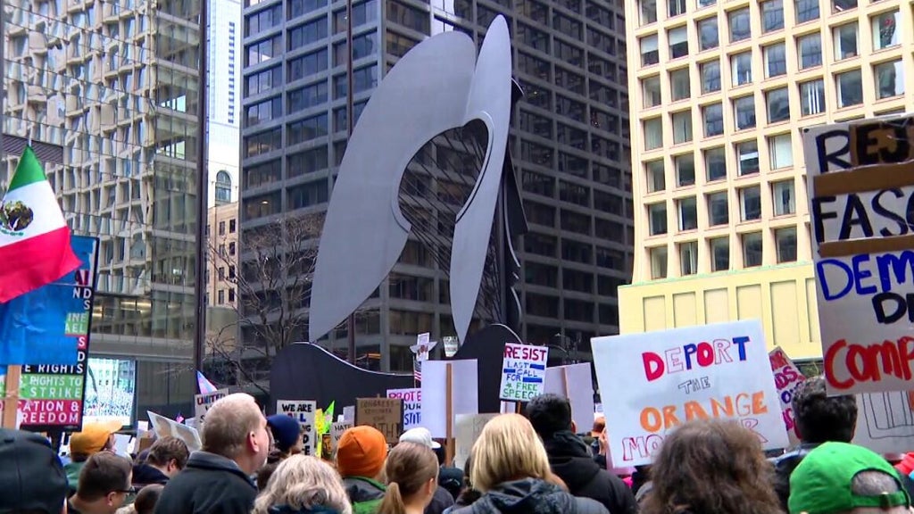 50501 protest in Daley Plaza brings large crowd of Trump opponents to ...