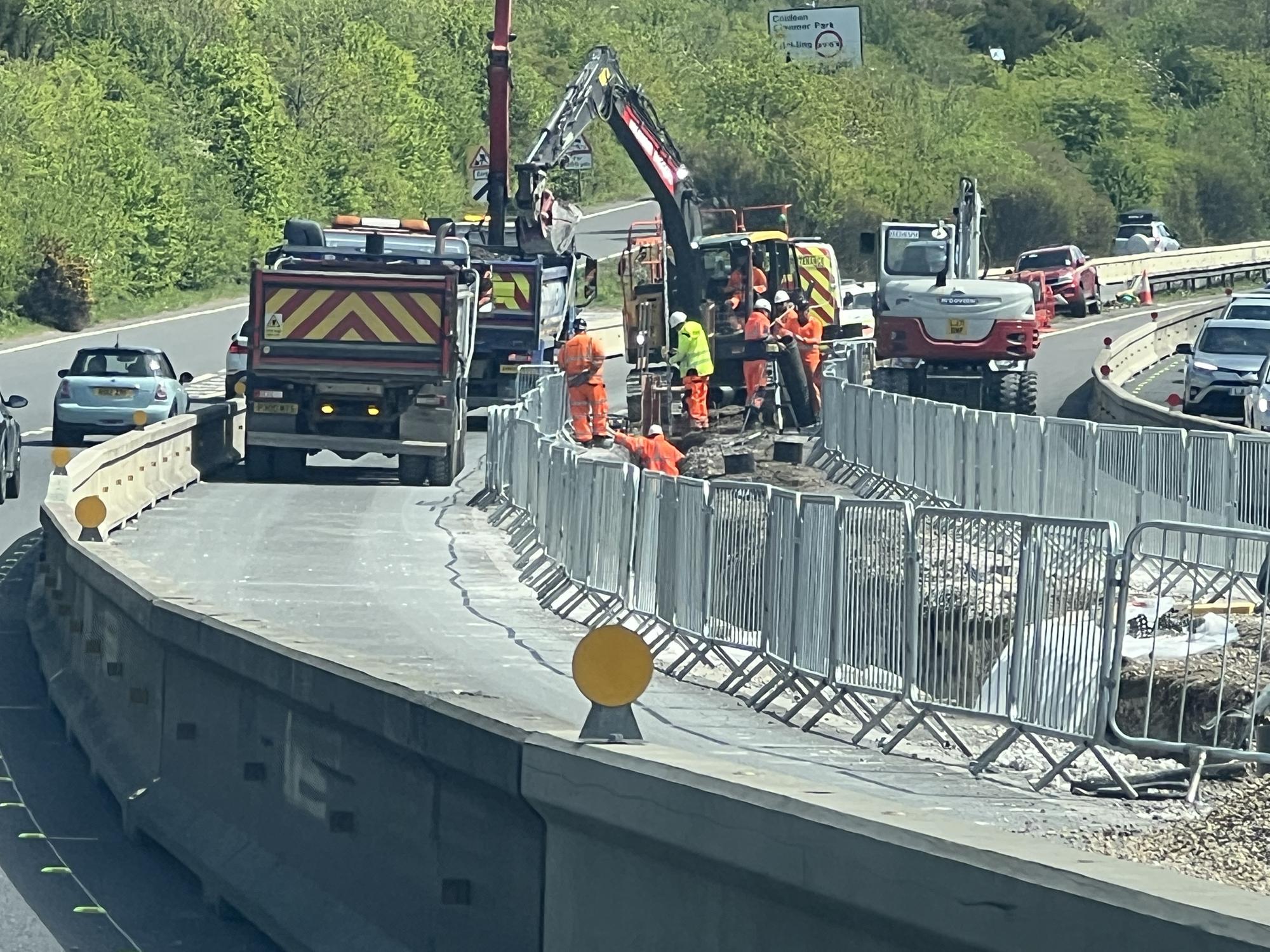 Easter weekend travel: A27 lane closure continues to cause disruption ...