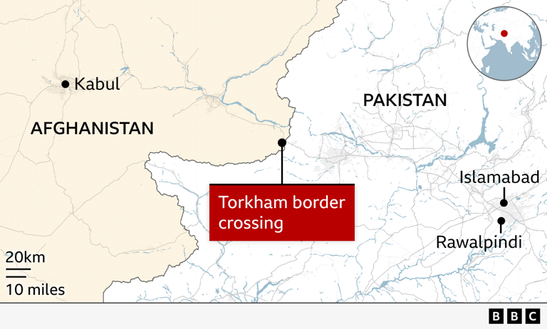 Pakistan expels tens of thousands of Afghans Pakistan expels tens of thousands of Afghans